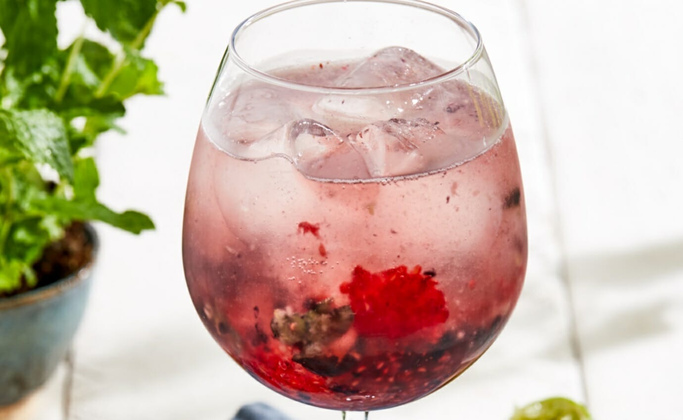Why not pour yourself a lush berry spritz? Enjoy on a summers evening ...